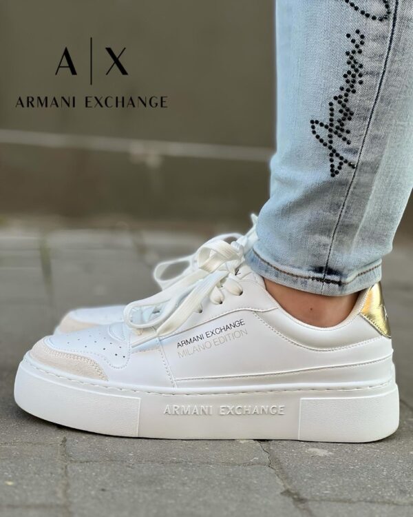 Bele ženske patike- 5 modela koja će se nositi proleća 2024!