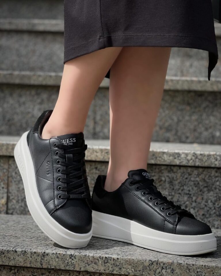 Ove crne ženske patike su must-have sezone (TOP 5 MODELA)